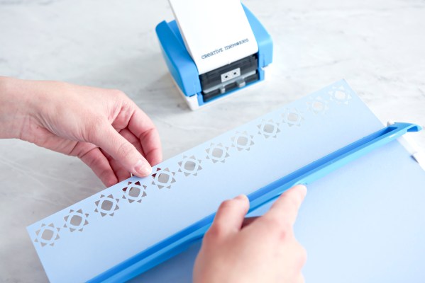 The Official Guide To Creative Memories’ Original Border Maker System ...